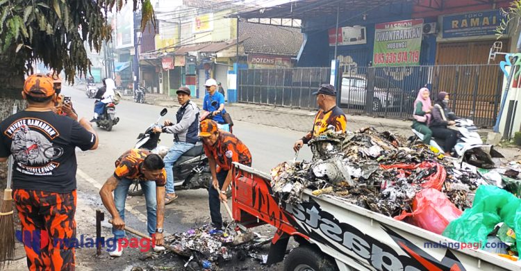 Pemuda Pancasila Dampit Soroti Lambannya Penanganan Sampah Usai Kirab ...