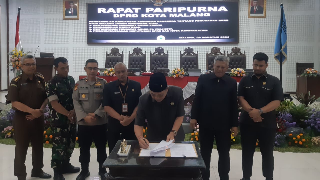 DPRD Kota Malang Sahkan Perda Perubahan APBD 2024 - Malang Pagi DPRD Kota Malang Sahkan Perda Perubahan APBD 2024 - Malang Pagi