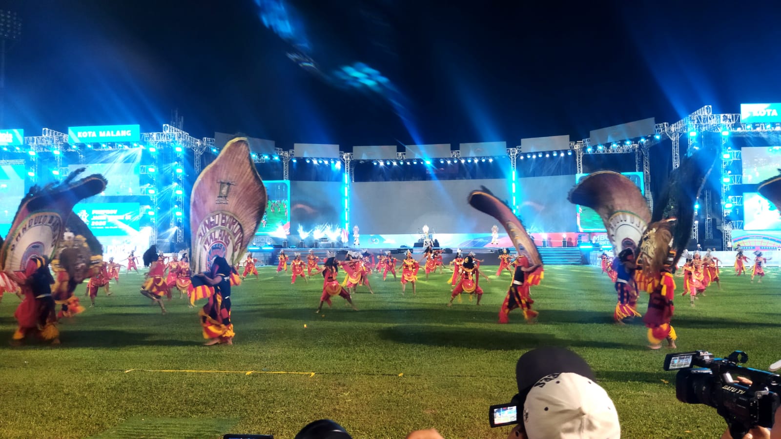 Kemegahan Budaya Nusantara Semarakkan Opening Ceremony Porprov IX Jatim ...